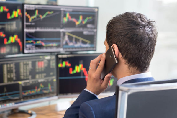 How to Become a Stockbroker in the UK: Career Guide – One Education